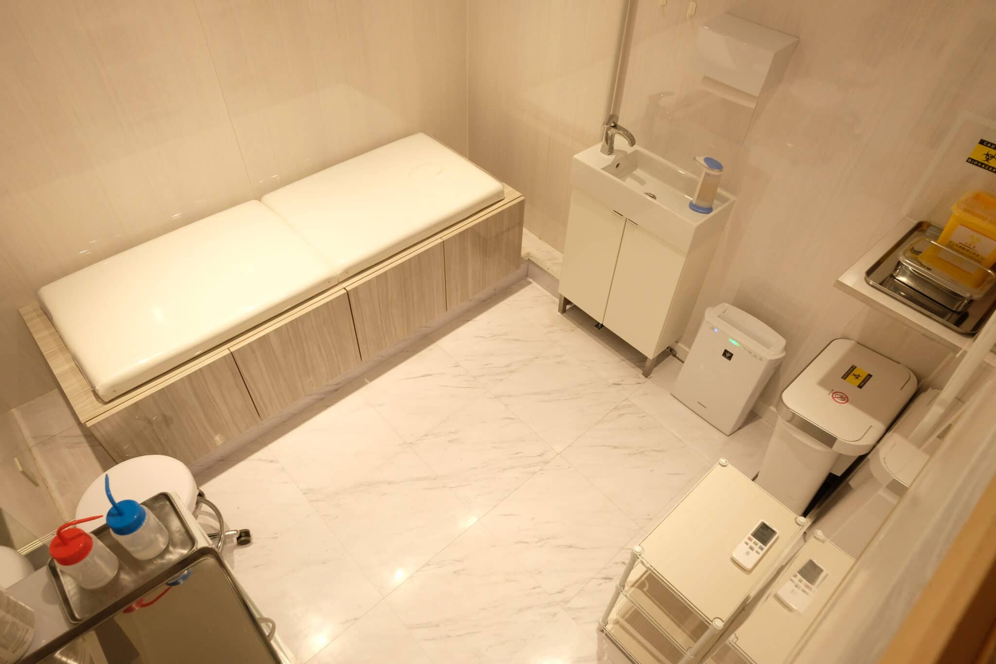 EXTREME BODY PIERCING HARAJUKU - MAY Inc.